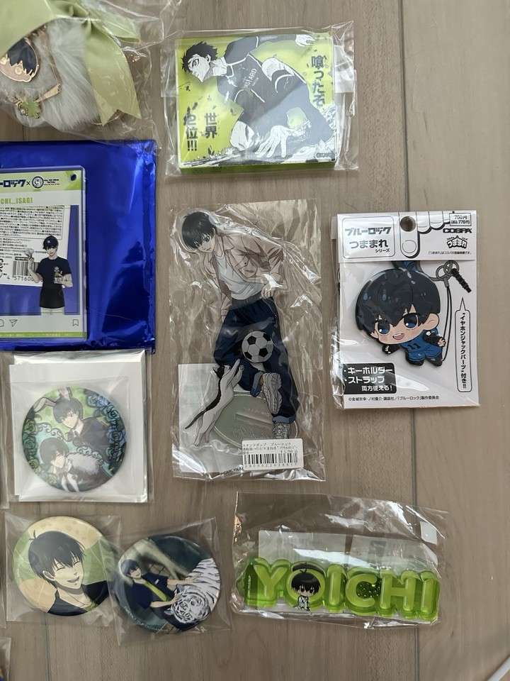 Bluelock Isagi Yoichi Pin Badge Keychain Set Japan Limited Rare | eBay