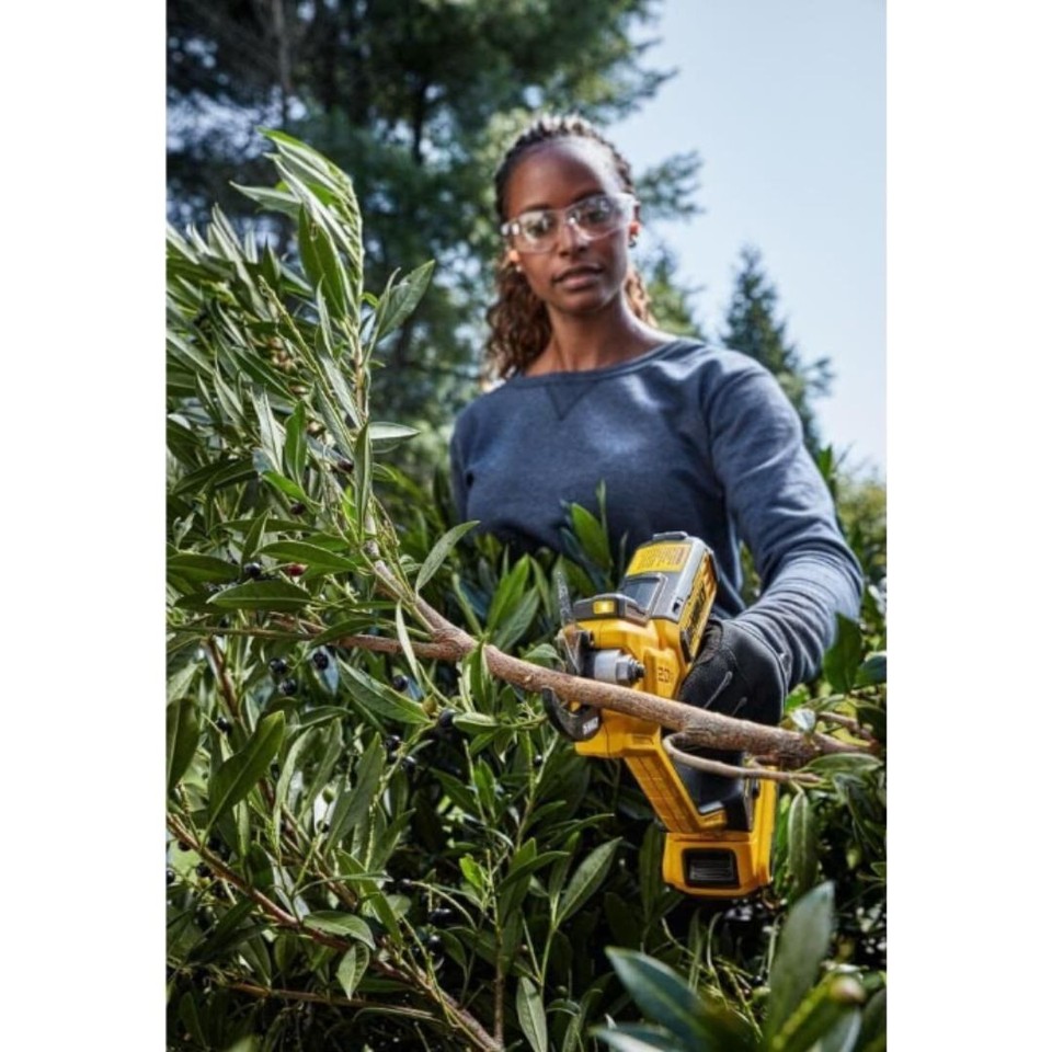 DEWALT 20V MAX Pruning Shears Garden Tool, Cordless, Bare Tool Only ...