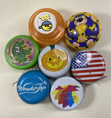 Yo-Yos Whataburger Disney Wonder Top Gator/Monkey Game Yo-Yo Halloween ...