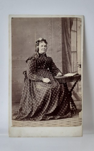Victorian, c. 1860/70's, CDV Photo Card of A Lady - 10 x 6 cm | eBay