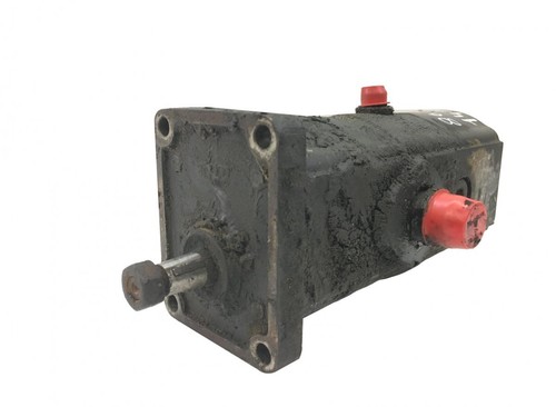 A0005531604 A0005532604 A0025406497 Cooling Fan Hydraulic Motor ...