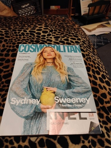 Cosmopolitan Magazine 2022 Collection Issue 1 Sydney Sweeney Love Marry ...
