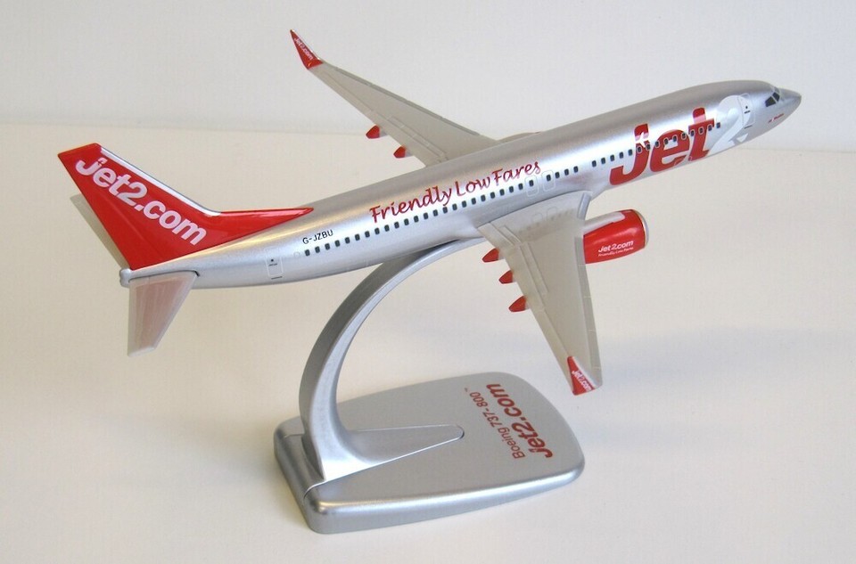 Jet2 Boeing 737-800 G-JZBU 1/200 scale desk model NEW PPC | eBay