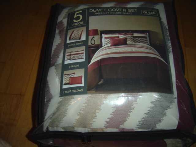 5 Pc Target Queen Duvet Cover Set Chevron - Ivory & Red Includes ...