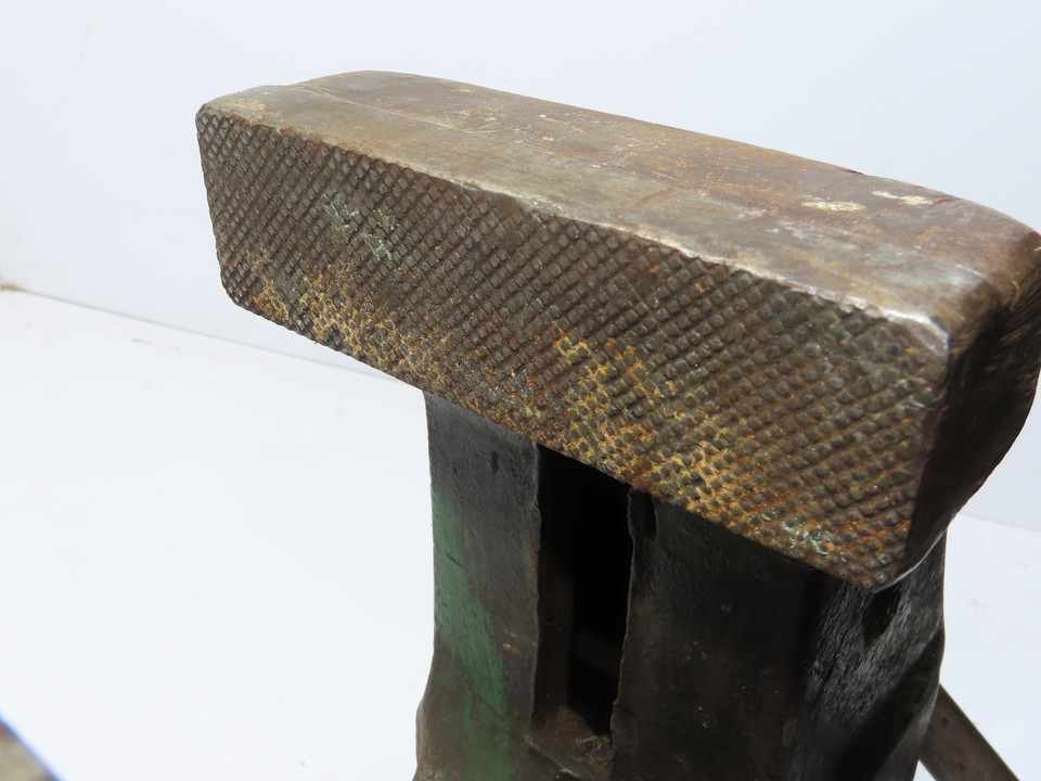 Columbian Vise & Mfg. Co. Cat No.205 Large 5" Antique Bench Vise 88lbs ...