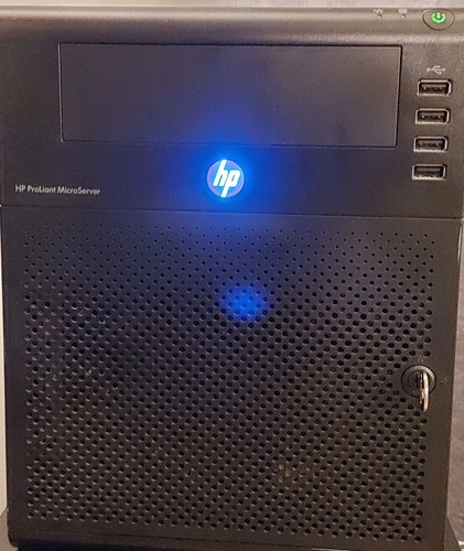 HP MicroServer N40L 8G RAM 8TB (4x2TB) SAS LSI 9205-4i4e IT MODE 120GB ...