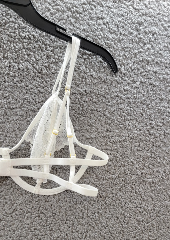 Bluebella Emerson Underwire Open Bra Women's 36C Ivory Hook-And-Eye ...