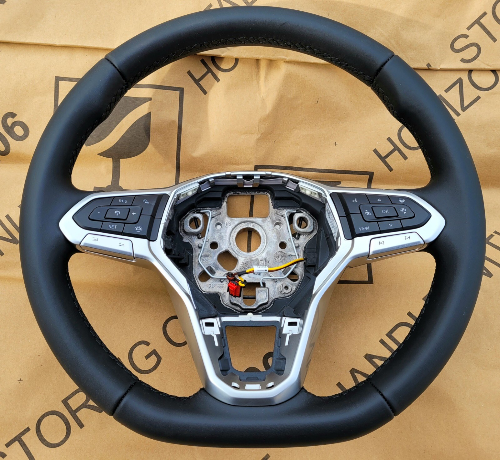 VW GOLF MK8 GENUINE BLACK LEATHER STEERING WHEEL HEATED MULTIFUNCTION ...