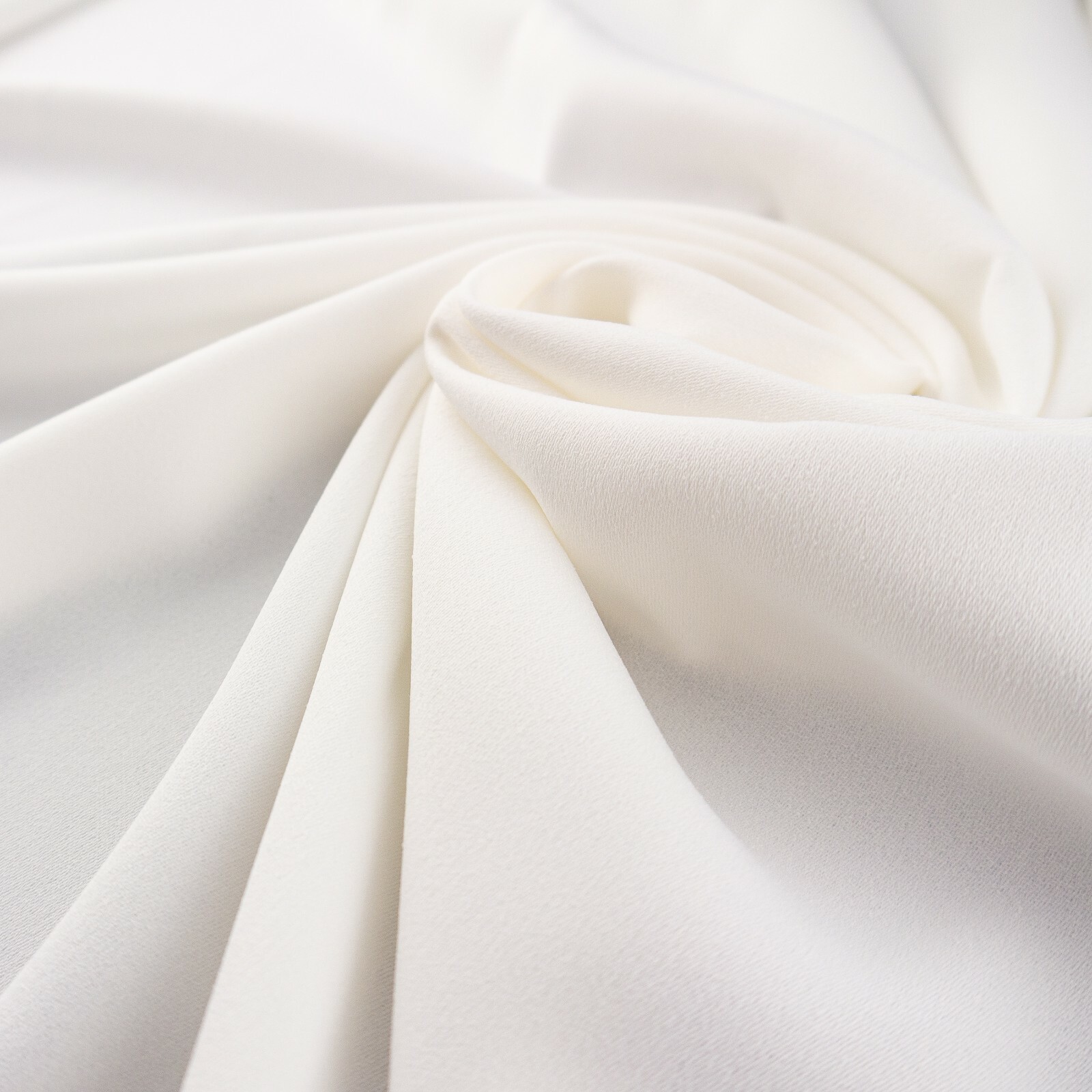 Crepe-Stoff Krepp matt fließend Brautkleid Ivory Meterware (29,90€/m ...