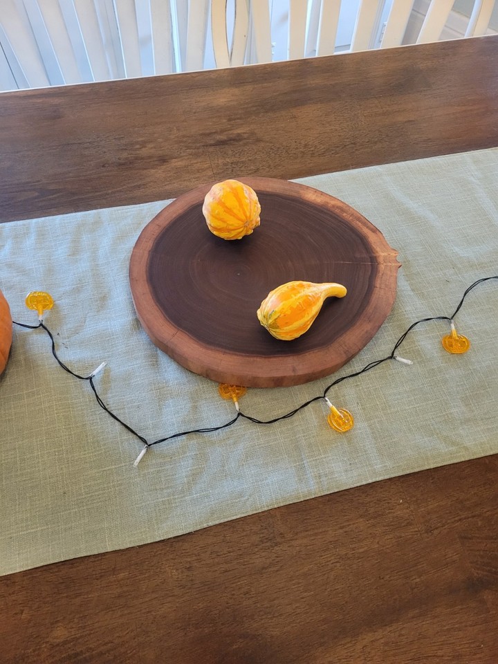 Black Walnut Live Edge wood slice, centerpiece, Cutting Board ...