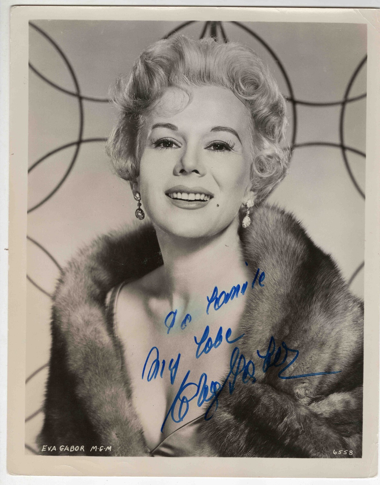 Eva Gabor Signed 8x10 Photo JSA Green Acres Rescuers Aristocrats Match ...