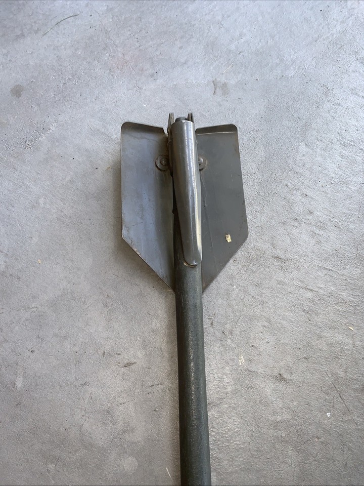 Vintage US Army Military Folding Trench Shovel Intrenching Tool Carrier ...