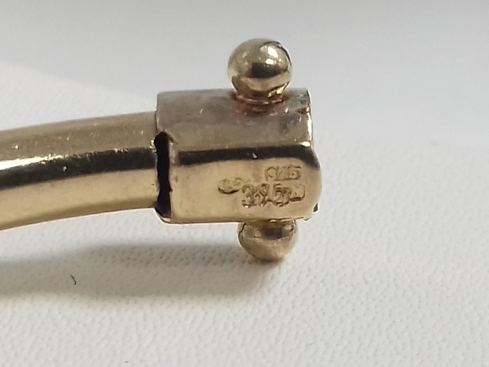 Elegant 9ct Yellow / White Gold Bangle Hallmarked Double Safety Catch ...