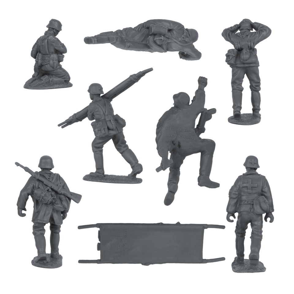 BMC CTS WW2 German Assault Medical Plastic Army Men Classic Toy Soldier ...