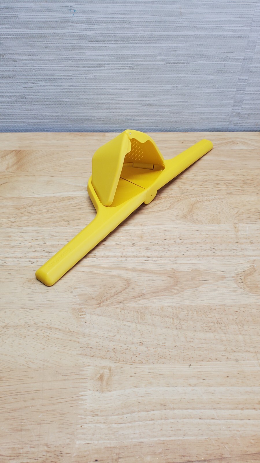 Dreamfarm Original Lemon Fluicer Easy Squeeze Fold Flat Citrus Juicer ...