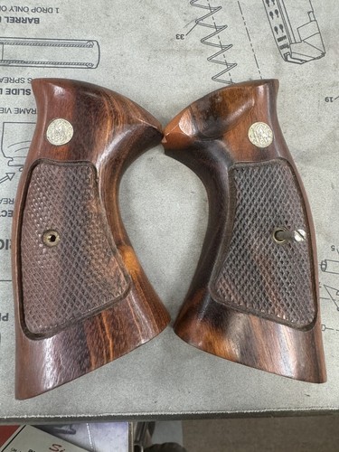 USED FACTORY SMITH & WESSON K L FRAME TARGET GRIPS SQUARE BUTT WOOD | eBay