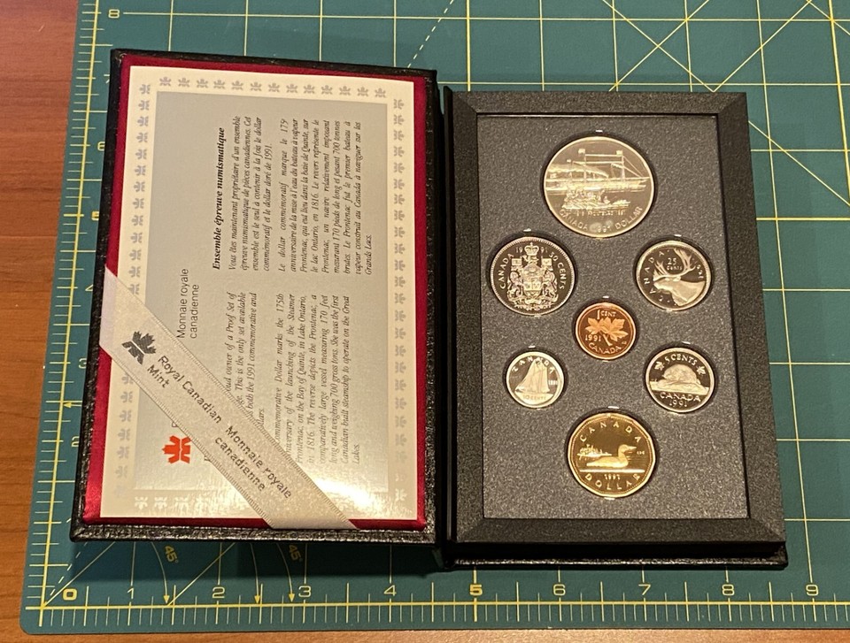 1991 Royal Canada Mint 7 Coin Proof Set w Silver Dollar Book Style Case ...