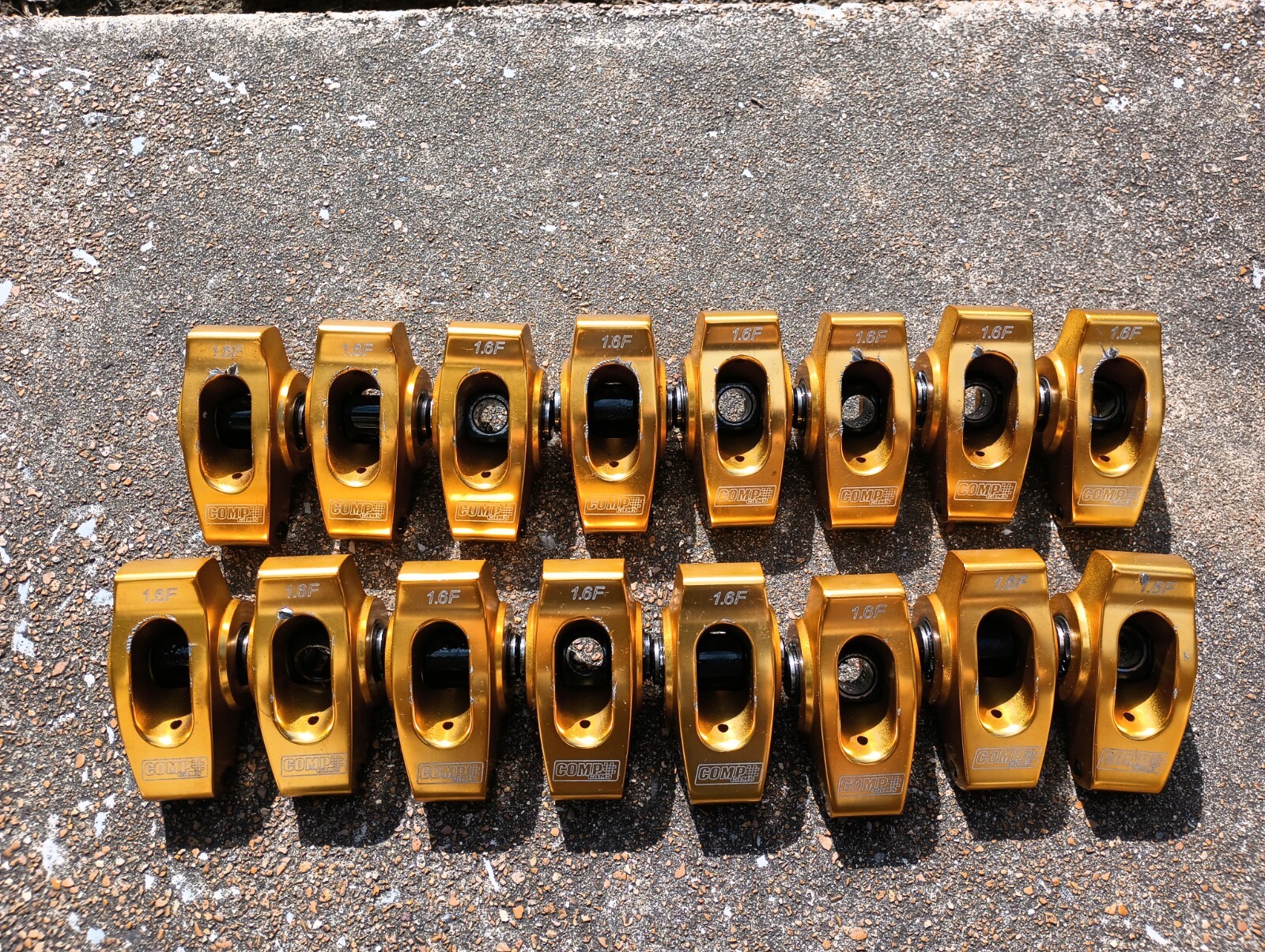 1986-1995 Ford Mustang 5.0L Comp Cams Roller Rockers 1.6 Stud Mount ...