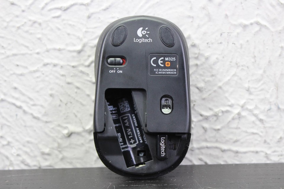 Logitech M325 Wireless Mouse - Black - With USB reciever | eBay