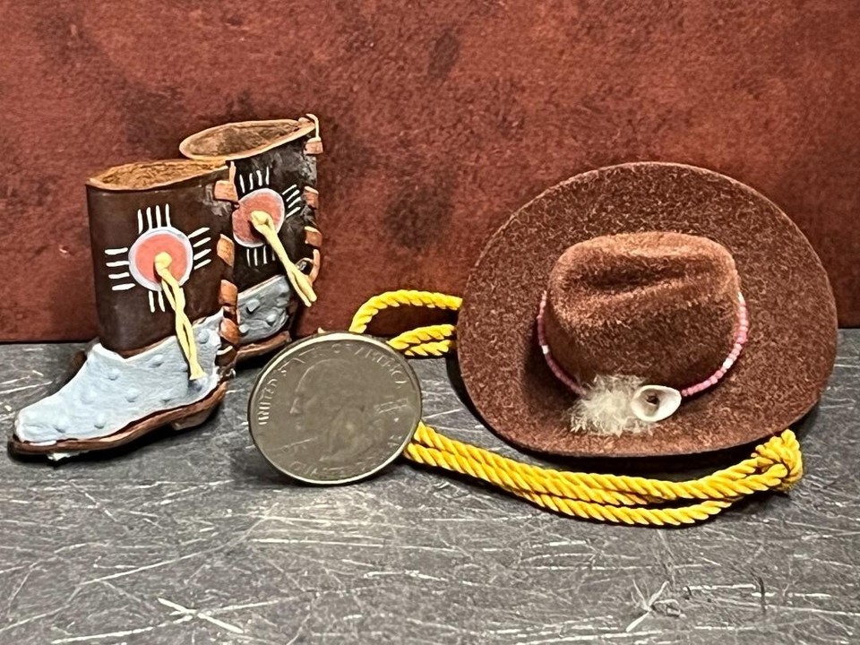 Dollhouse Miniature Vintage Western Cowboy Hat Boots & Rope Set 1:12 ...