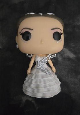 Funko Pop! Vinyl: The Hunger Games - Katniss Everdeen (Wedding Dress ...