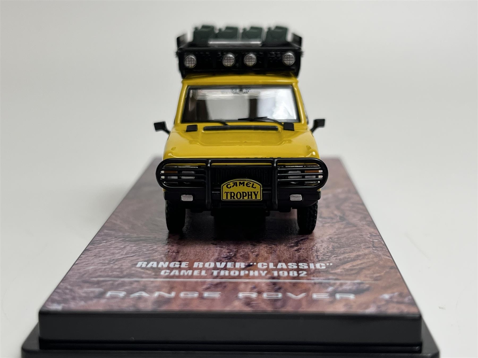 Range Rover Classic Camel Trophy 1982 1:64 Scale Inno Models ...