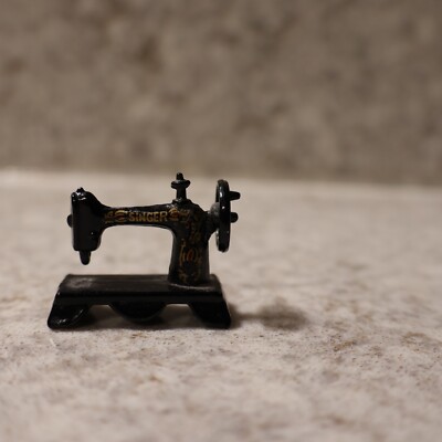 Miniature Dollhouse Singer Sewing Machine Toy Mini Figure | eBay