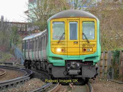 Railway Photo - 319217 Brighton to Blackfriars 2B85 Class 319 | eBay UK