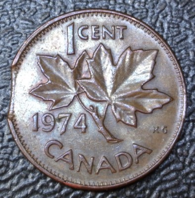 OLD CANADIAN COIN 1974 ONE CENT **ERROR CLIPPED PLANCHET** - Elizabeth ...