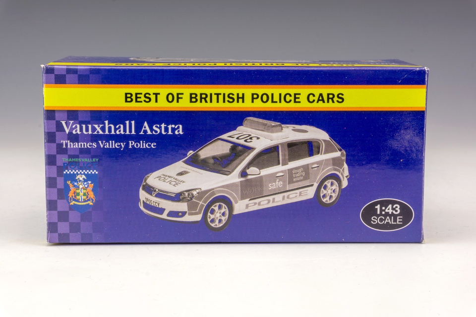 Atlas Editions - Best Of British Police Cars - Vauxhall Astra Thames ...
