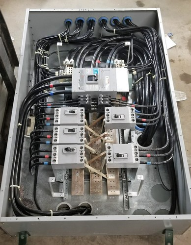 Siemens 1200A 1200 Amp 208Y120 3Ph 4W Main Lug Load Center Panelboard w ...