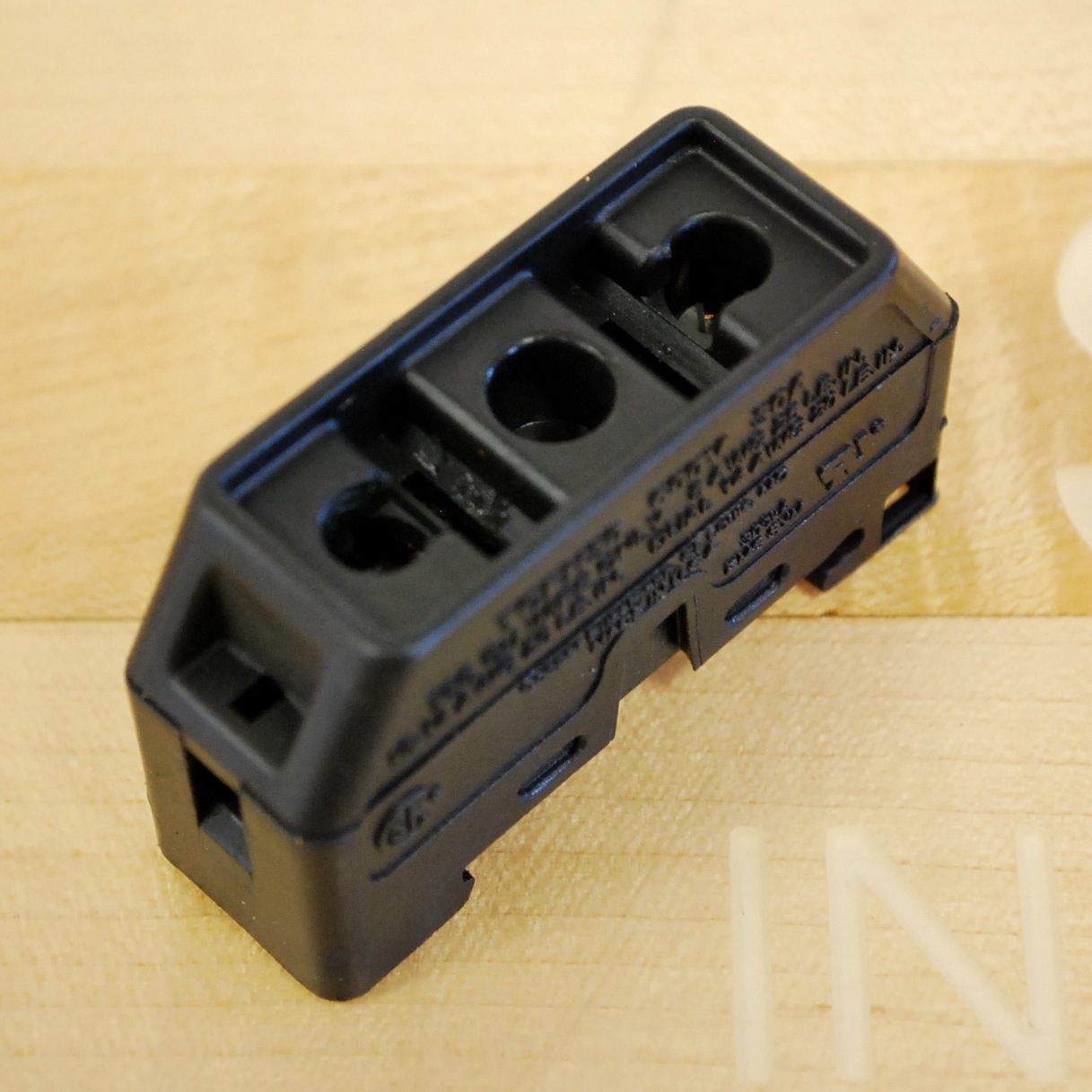 Cooper Bussmann TCFH30 600V 30Amp Fuse Holder For Low-Peak Cube Fuse ...