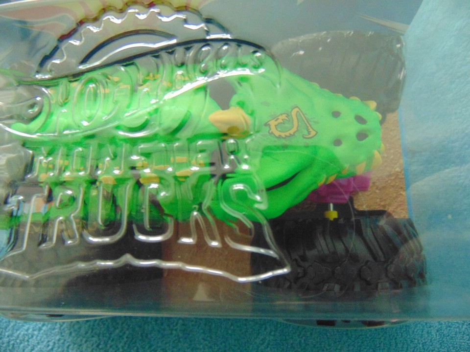 NEW SKELESAURUS 2024 HOT WHEELS MONSTER TRUCK 1/24 Scale The Big One | eBay