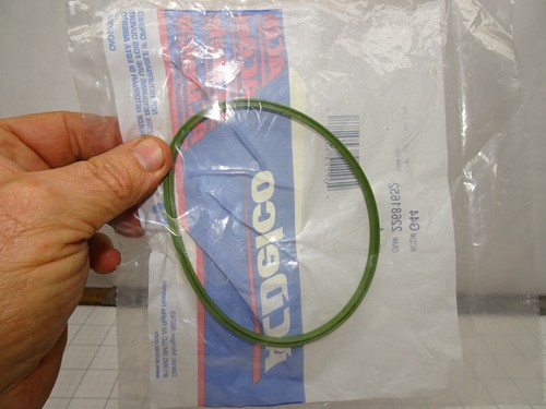 GM 12664358 AND 12664357 Valve Cam Cover Gaskets L and R OEM NOS ...