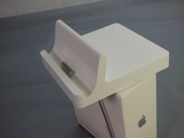 Genuine Apple 30 Pin Dock A1381 Mc940zm/a for iPad 2 Ipad3 iPhone 4s ...