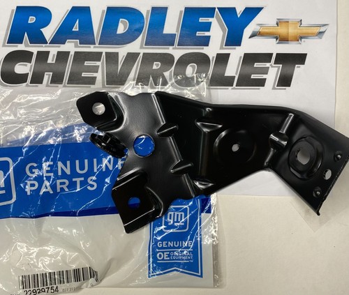 NEW GM OEM 13-16 CHEVY MALIBU FENDER- FRONT BRACKET LEFT GMC 22929754 ...