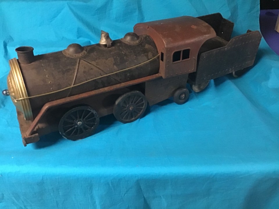 Cor Cor 1920s 0-4-2 Pressed Steel Large Scale Steam Engine and Tender ...