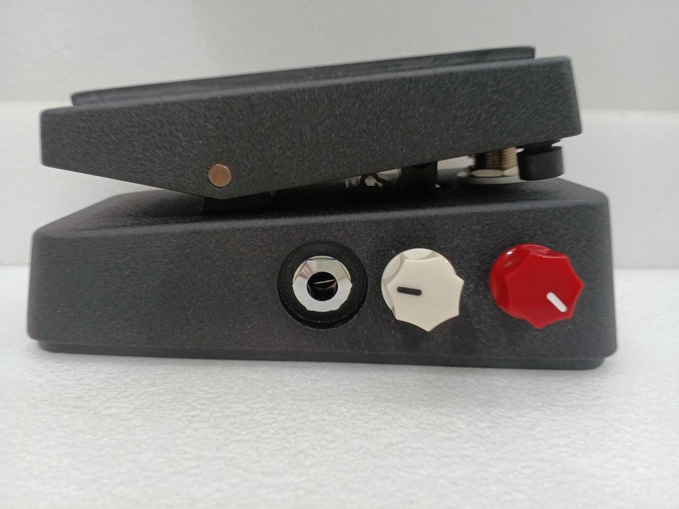 Pedale Wah JHS Cry Baby Mini Super Mod con controllo volume e Q usato ...