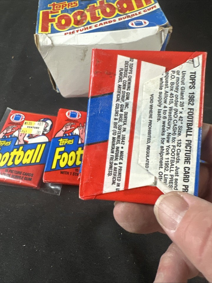 Topps Football 1982 7 Total Sealed Packs Plus Box | eBay