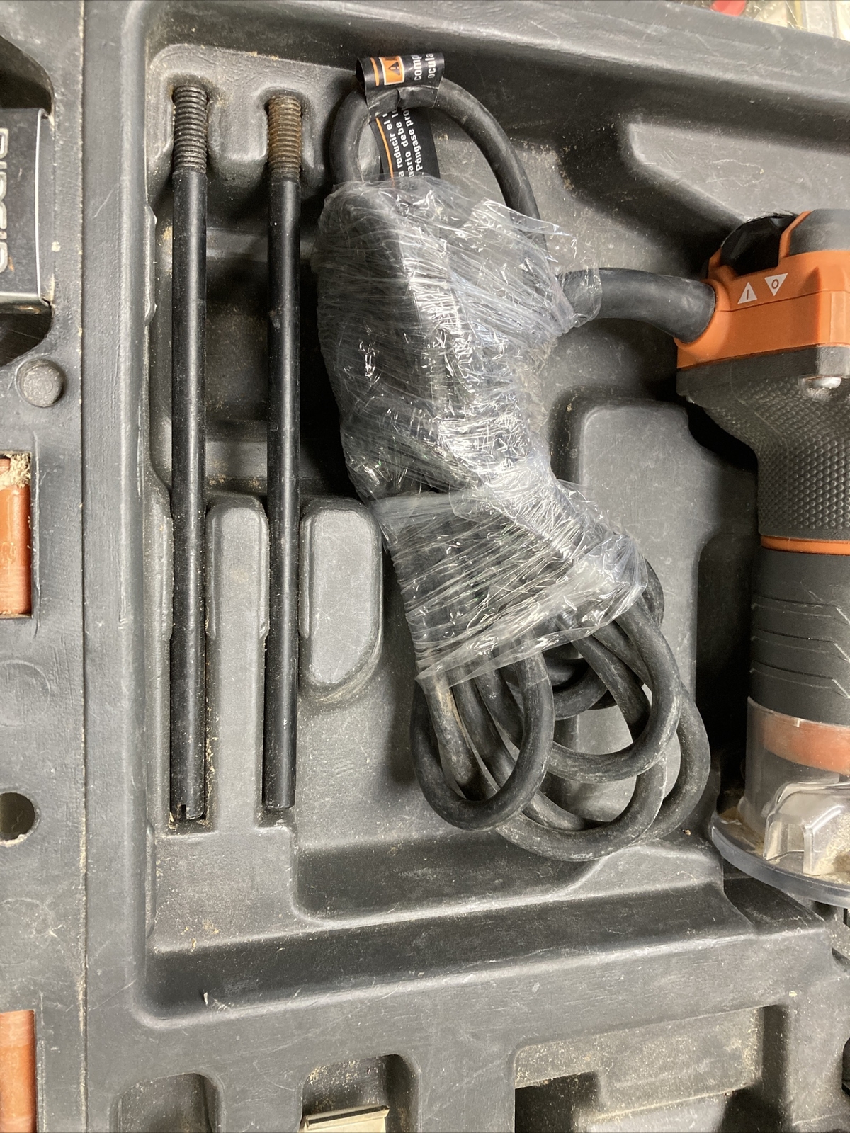 RIDGID 5.5 Amp Corded Compact Trim Router Fixed Base Model R2401 In ...