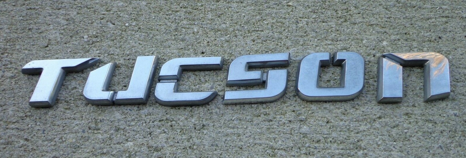 Hyundai Tucson emblem letters badge decal logo symbol OEM Factory ...