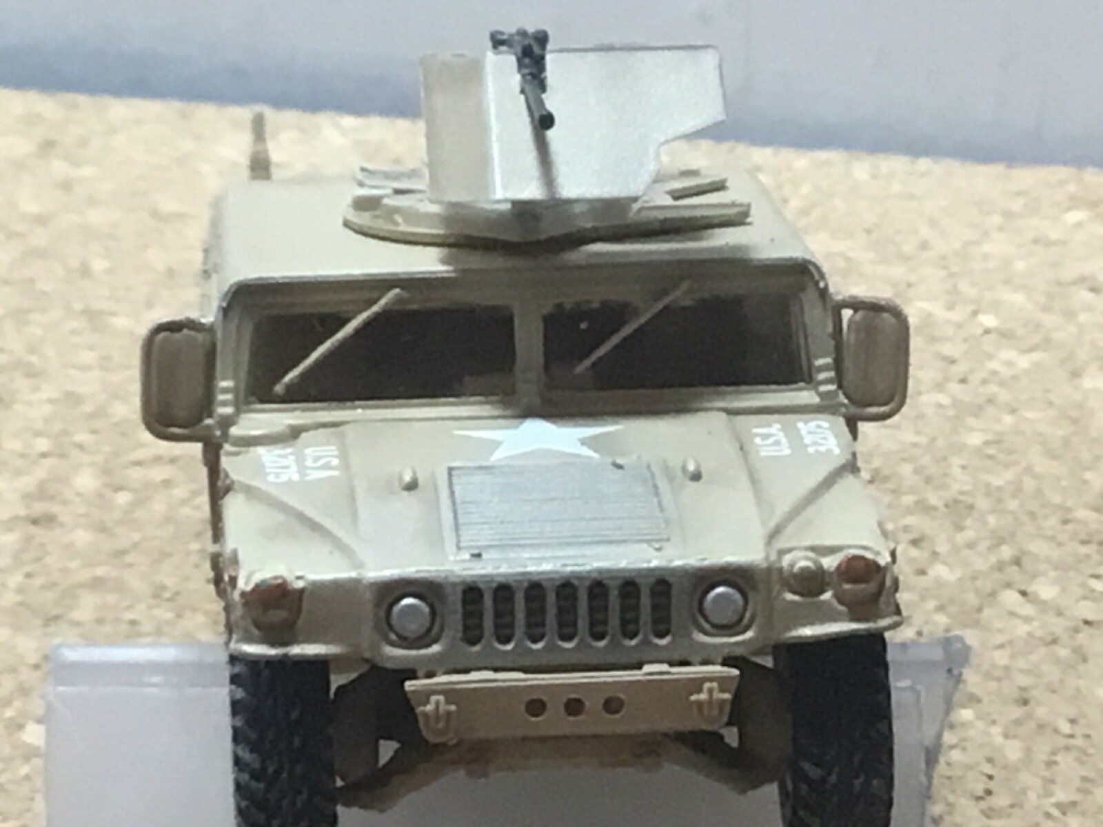 HMMWV m1114 w/heavy machine gun 1/72 scale new by Dragon Armor “RARE ...