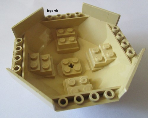 LEGO 2618 Adventure Cockpit 10x10x4 Octagonal Tan Beige from 7415 5988 ...