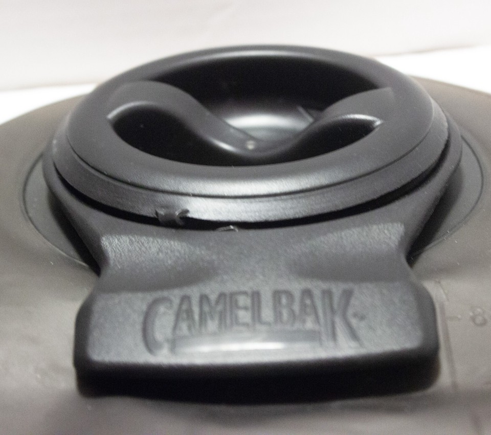 Blackhawk HydraStorm Hydration Reservoir System w/Bladder Desert Camo ...