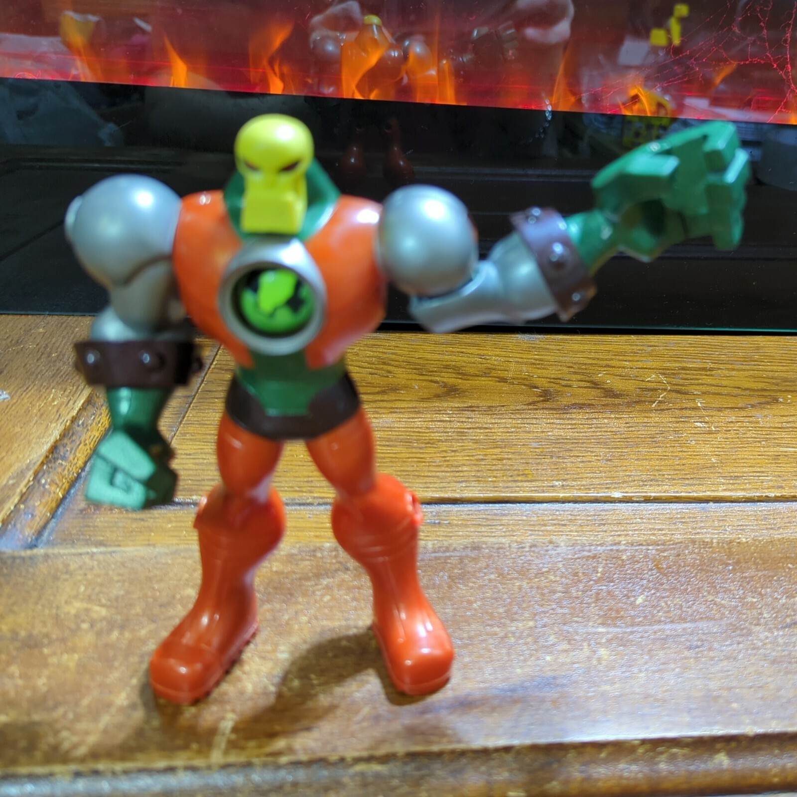 Mattel Metallo DC Comics Total Armor Brave & Bold Action Figure Toy ...