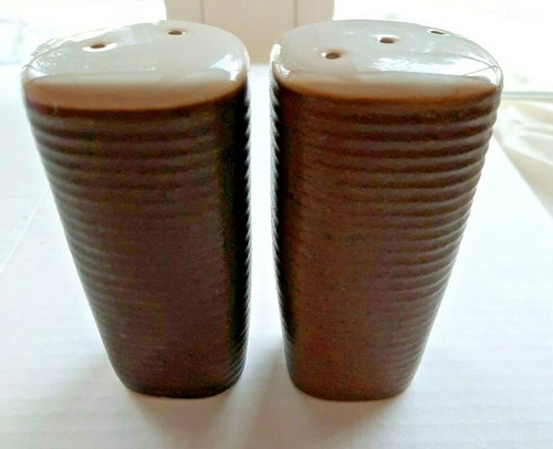 Salt and Pepper Shakers - Ceramic Brown Grooves With Tan Top | eBay