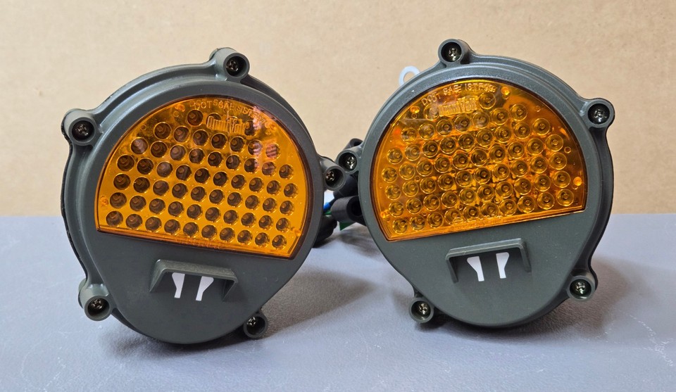 TRUCKLITE MILITARY FRONT LED BLACKOUT TURN SIGNAL h1 humvee hmmwv NOS ...