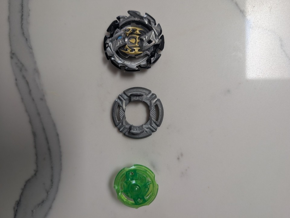 TAKARA TOMY Emperor Forneus.0.Yr Booster Beyblade Burst B-106 Official ...