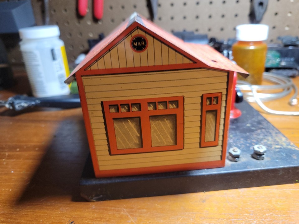 Marx Tin Litho #1420 Gate House O Gauge Operating Watchman- Parts Only ...