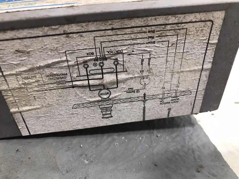 97 Sea Ray Sundancer 300 Boat Lofrans Progress 1 anchor winch windlass ...